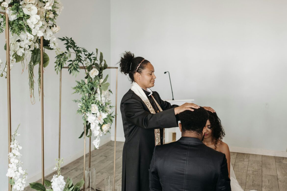 How to Include God in Your Wedding Day – 10 Faith-Filled Ideas